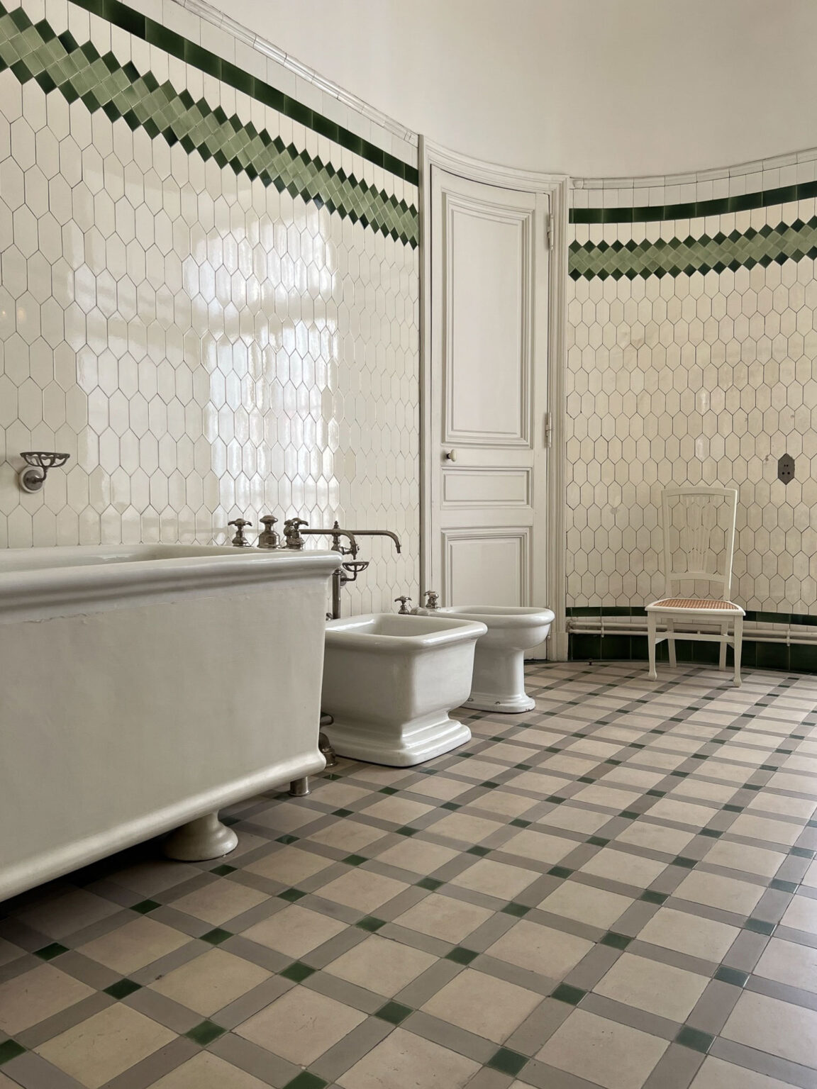 Our Design Plan for our DIY Bathroom Reno! - Erin Zubot Design