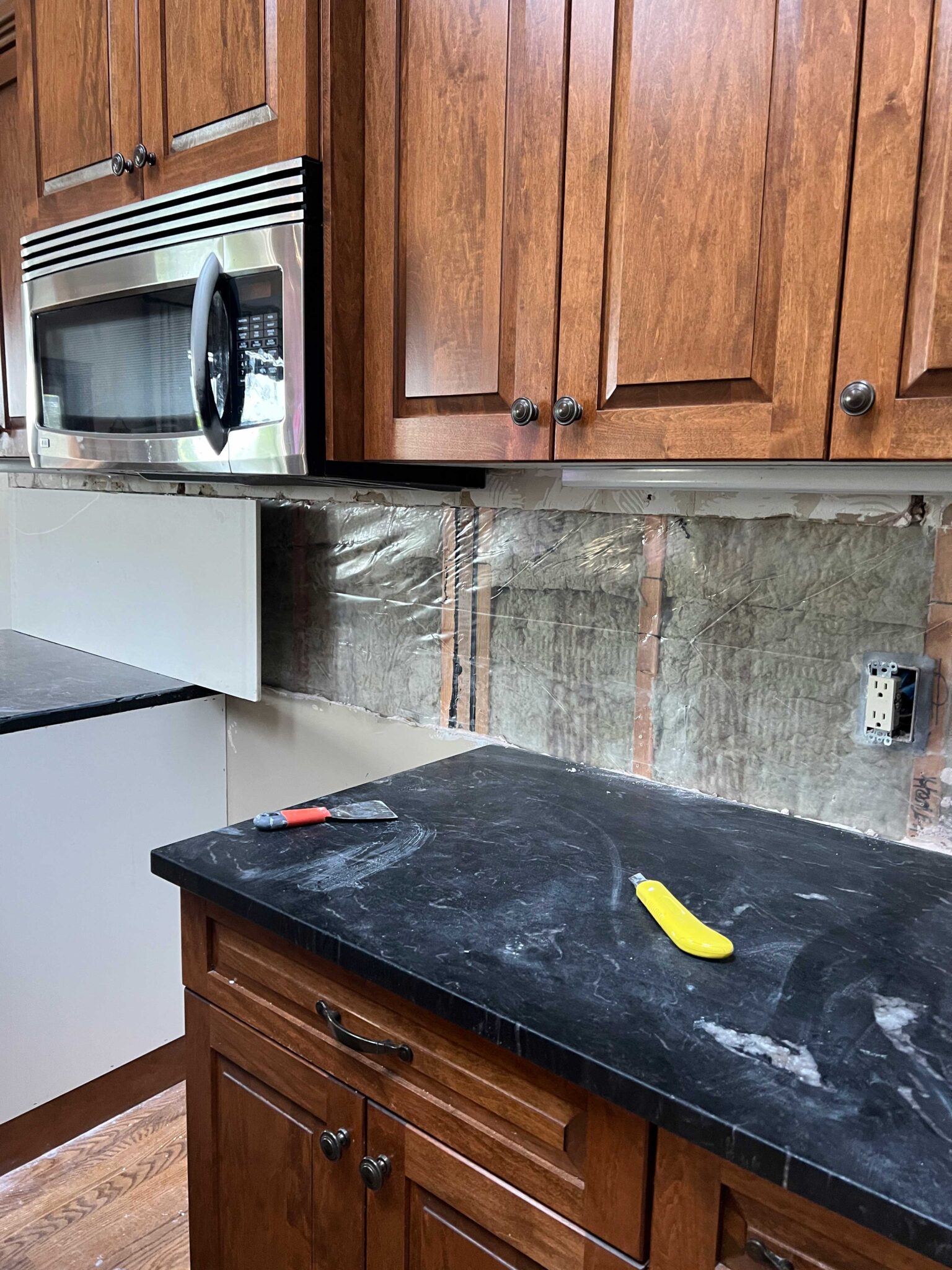 DIY Backsplash Tiling - An Easy Project for Beginners! - Erin Zubot Design