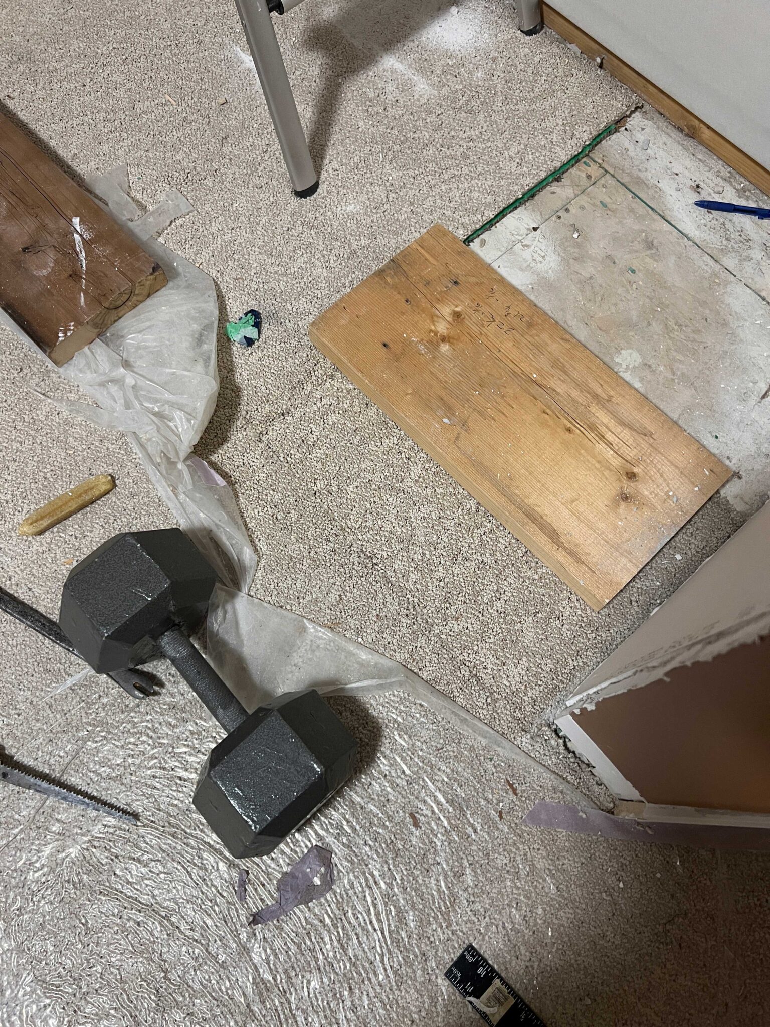 How To Build a Custom DIY Built-In Computer Desk - Erin Zubot Design