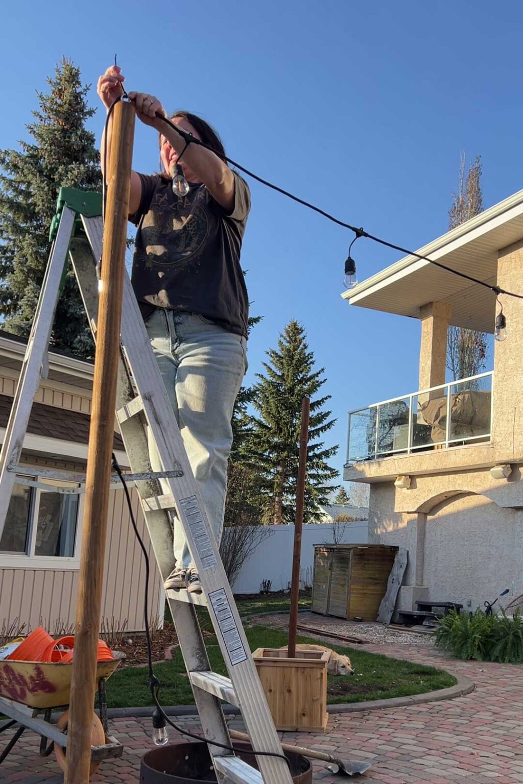 How to Hang String Lights in the Yard (Without Trees!) - Erin Zubot Design